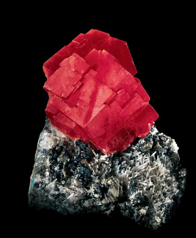 Tucson Gem and Mineral Show – Wandering in the Mountains